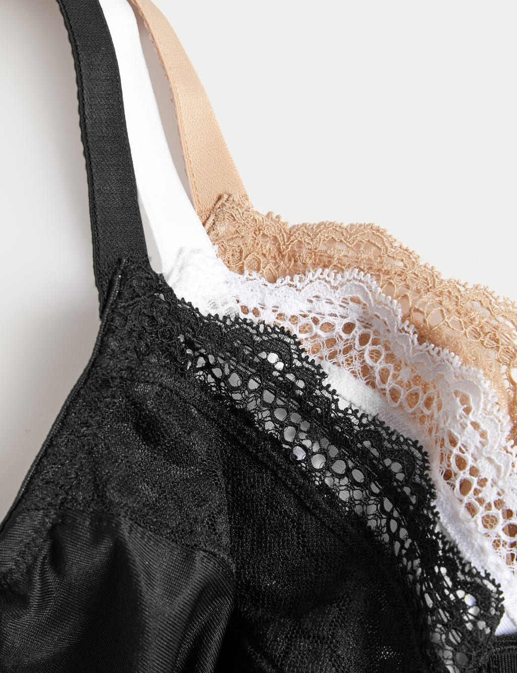 3pk Wired Full Cup Minimiser Bras C-H | M&S Collection | M&S