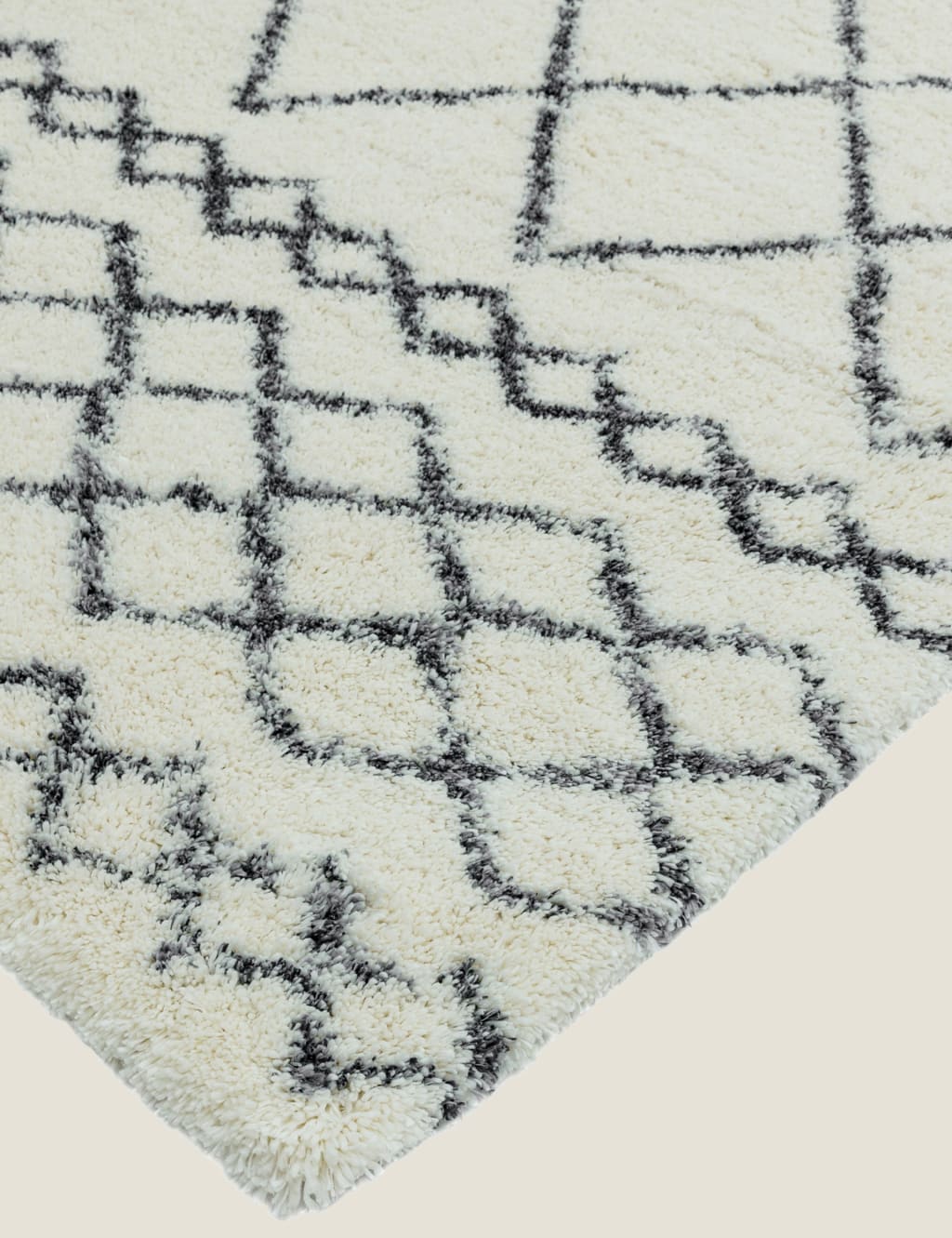 Alto Moroccan Shaggy Rug | Asiatic | M&S