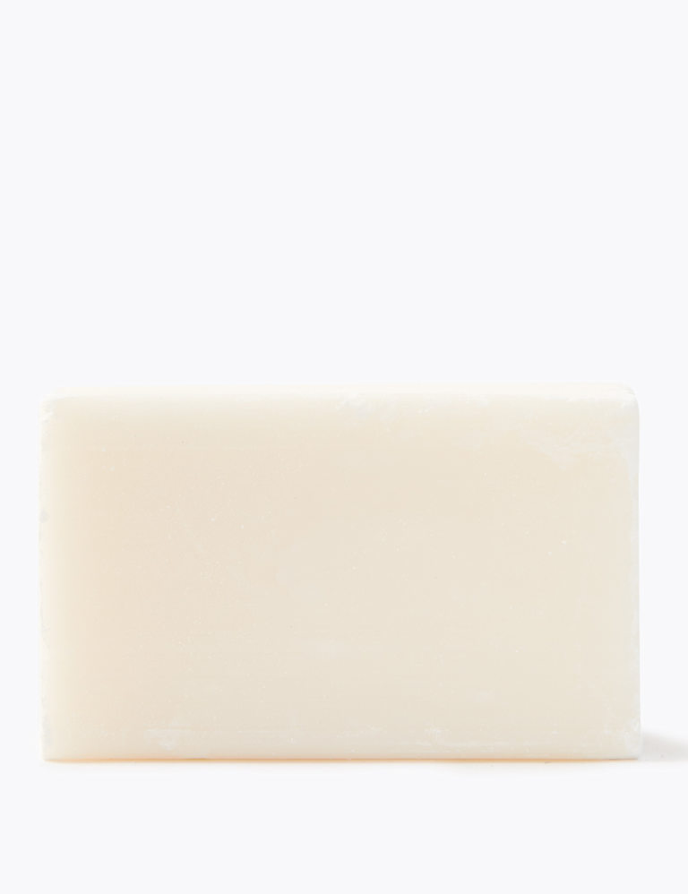 Bamboo Water & Avocado Soap 200g | Lifeology | M&S