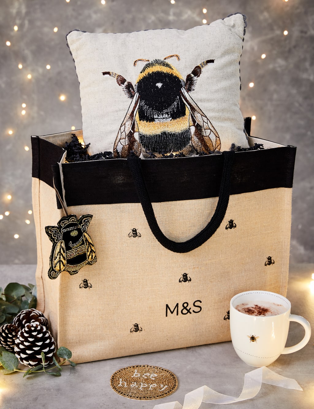 Bee Lover Hamper | M&S