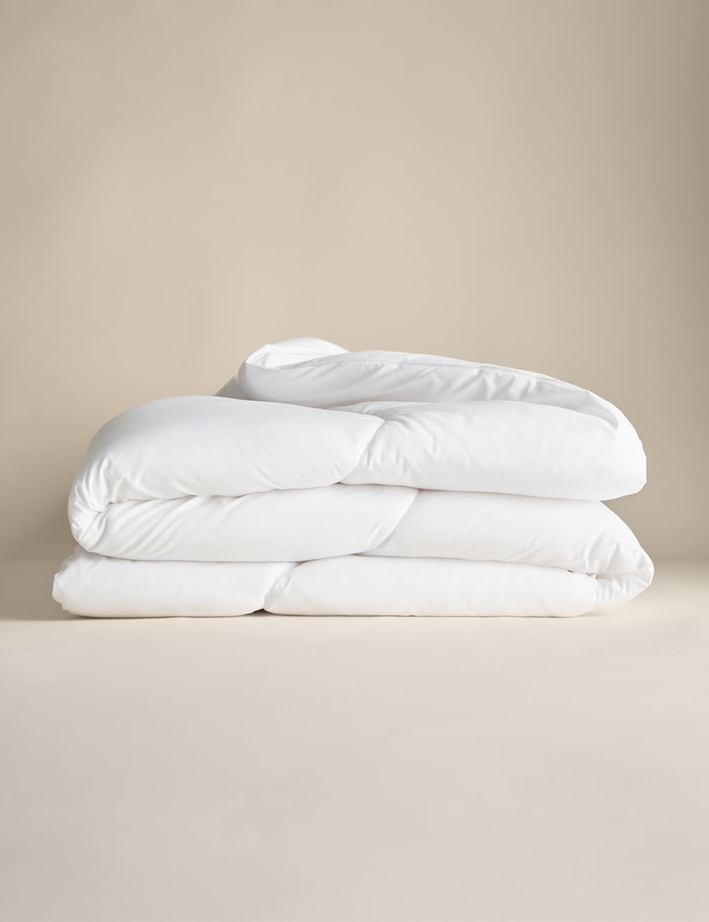 Body Temperature Control 10.5 Tog Duvet | Body Sensor™ | M&S