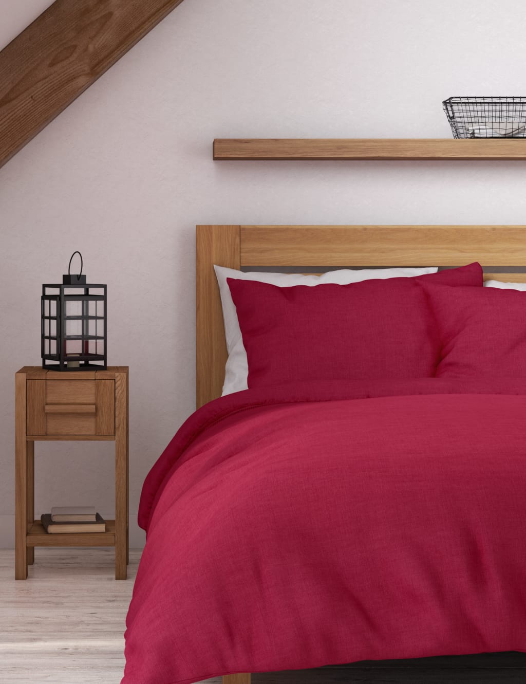 Red Duvet Covers & Bedding Sets | M&S
