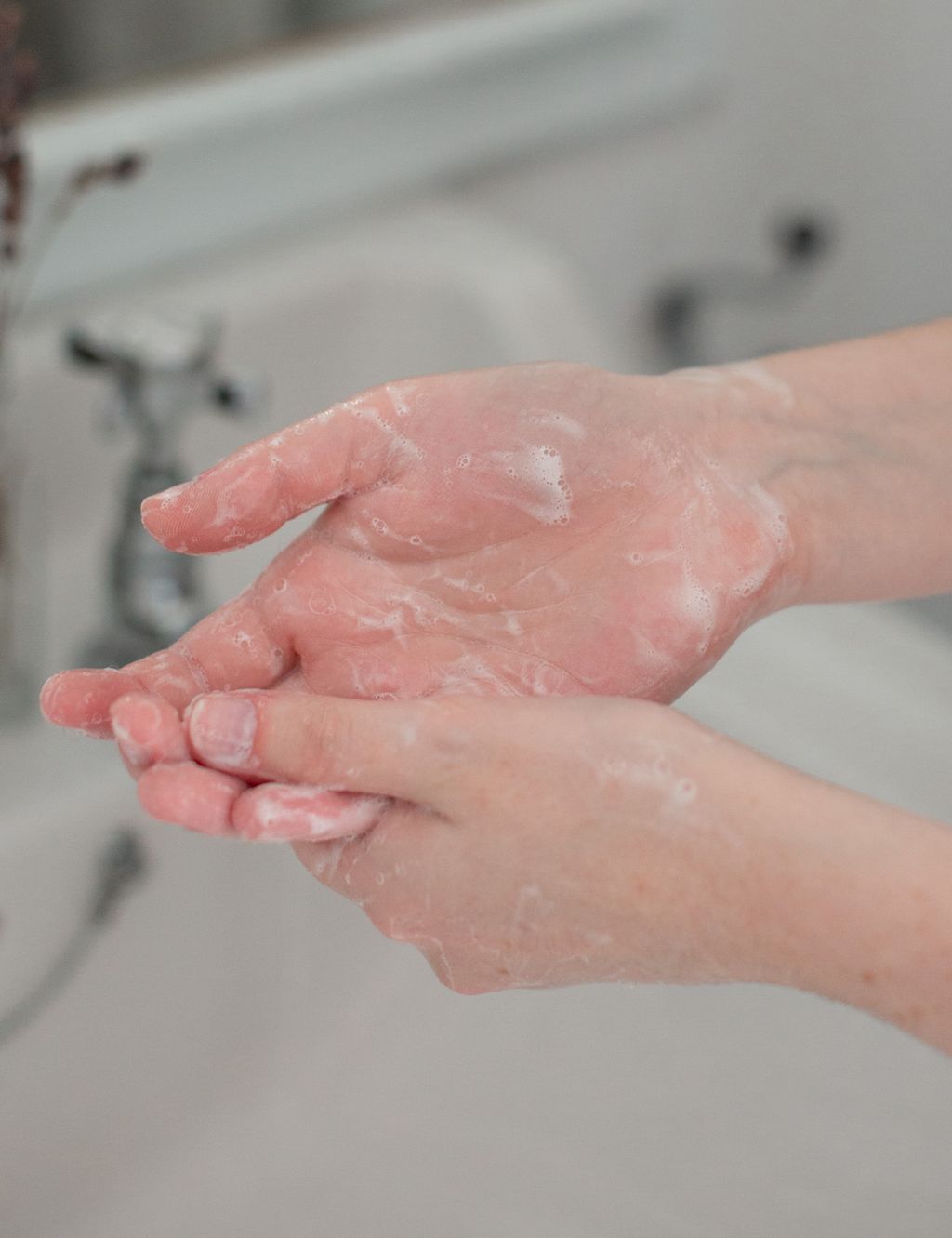 Calm Hand & Body Wash 200ml | Skin & Tonic | M&S