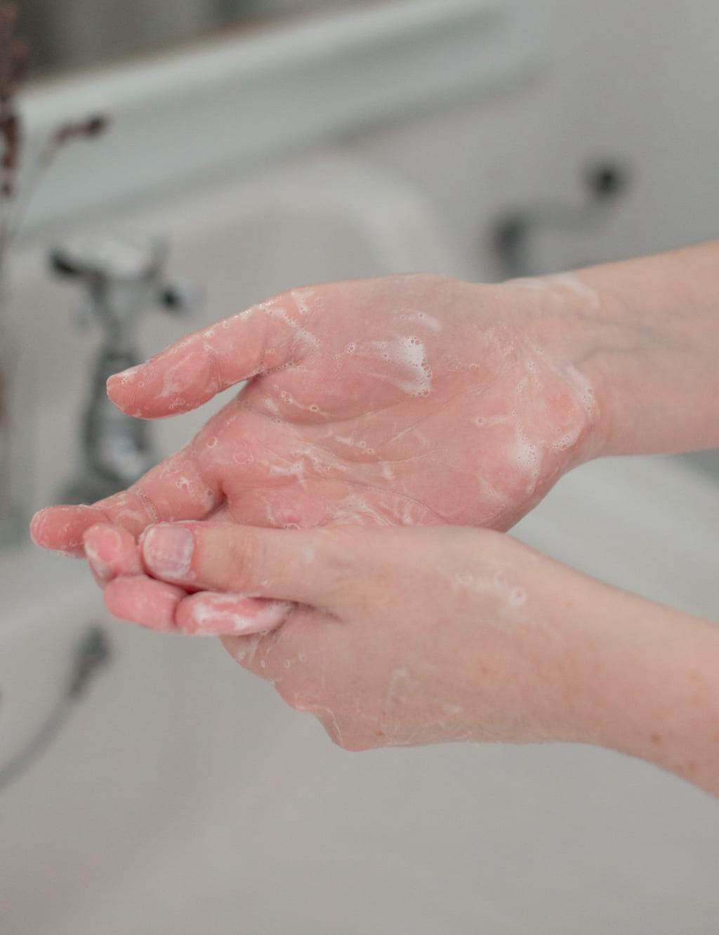 Calm Hand & Body Wash 200ml | Skin & Tonic | M&S