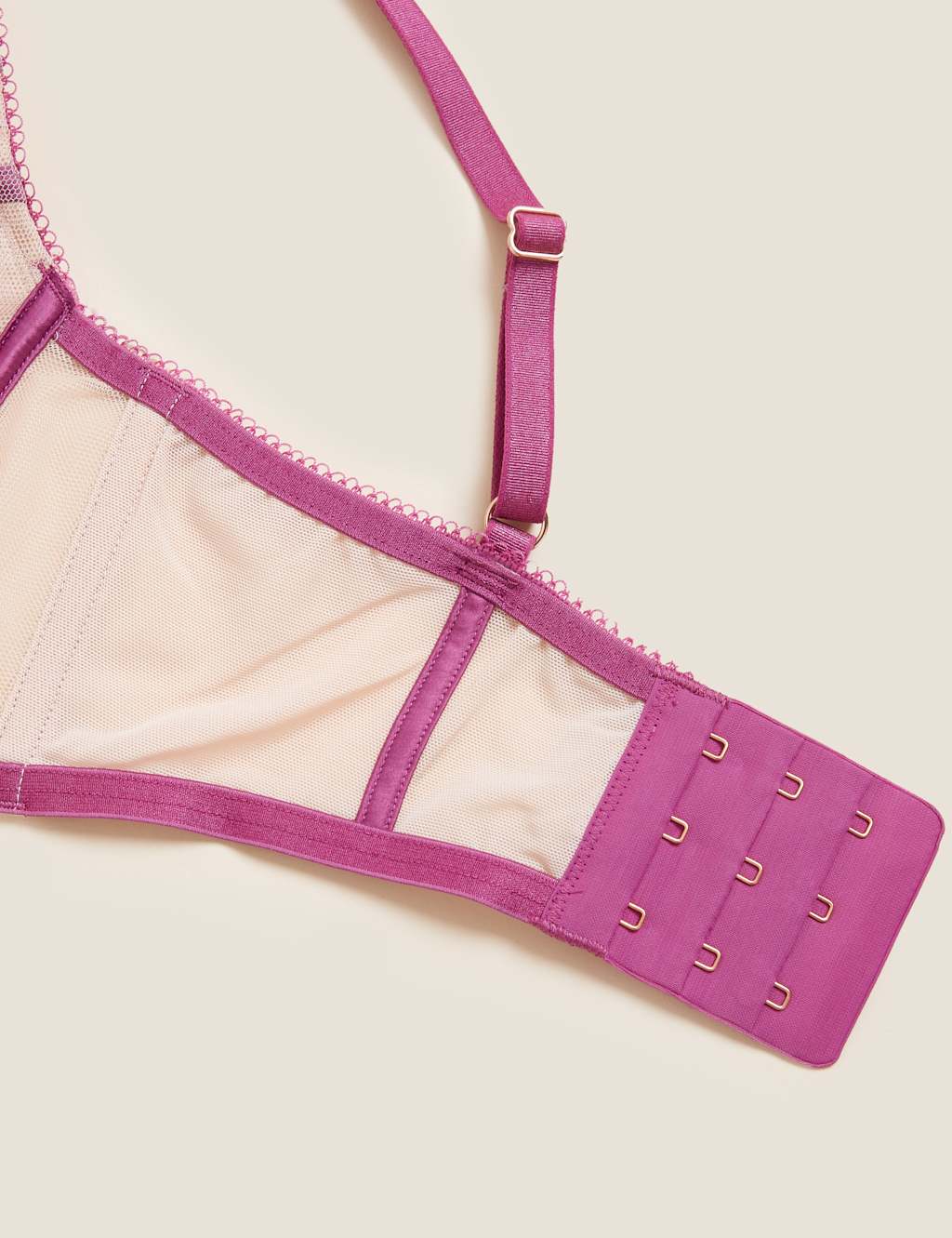 Camelia Wired Plunge Longline Bra A-E | Rosie | M&S