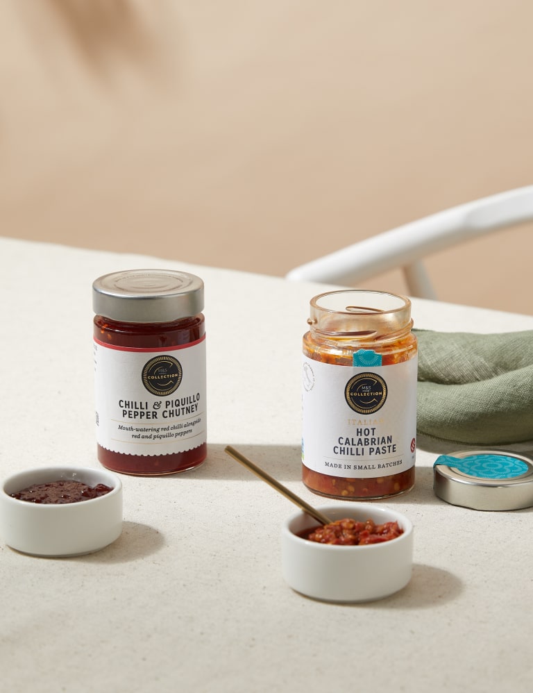 Chilli Lovers Gift Box | M&S