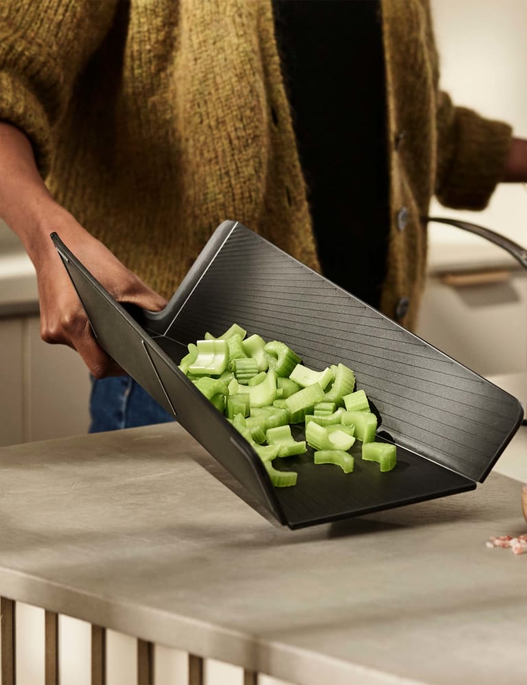 Chop2Pot™ Plus Chopping Board | Joseph Joseph | M&S