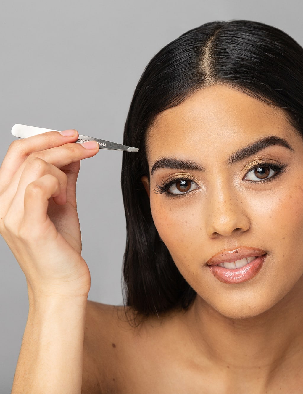 Classic Slant Tweezer | TWEEZERMAN | M&S