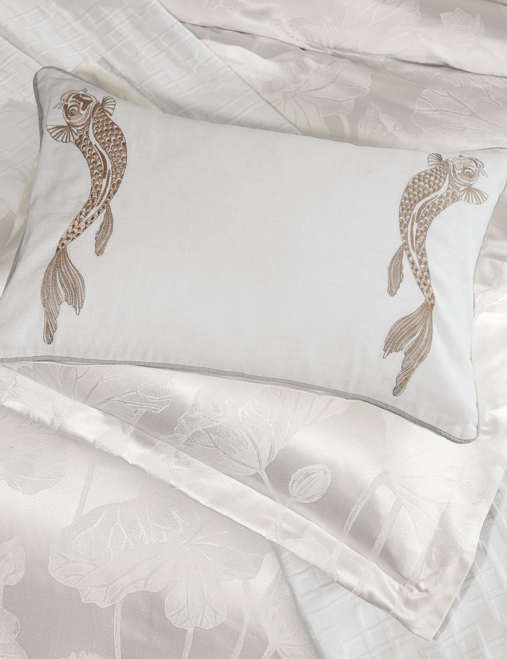 Cotton Rich Lotus Leaf Duvet Cover | Sanderson | M&S