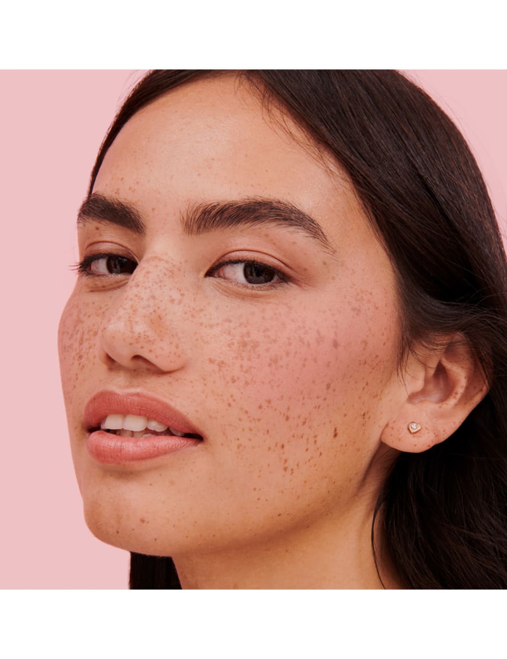 Dandelion Blusher & Brightening Finishing Face Powder 6g | BENEFIT | M&S