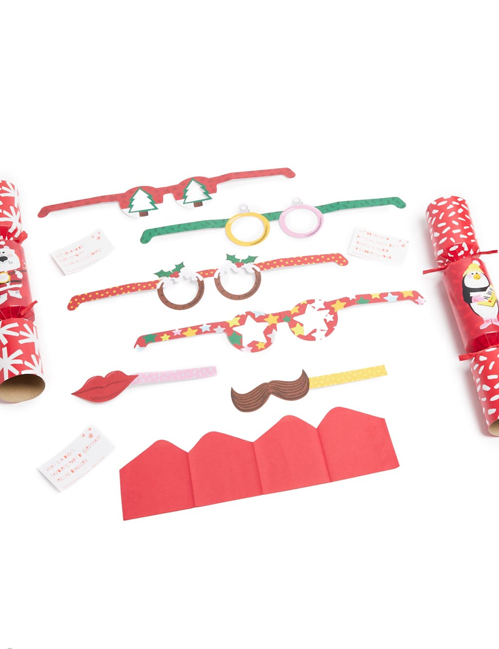 Festive Characters' Recyclable Family Christmas Crackers - Pack of 6 in ...