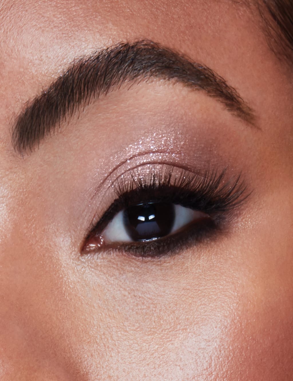 Glisten & Glow Liquid Eyeshadow Brook 4.5ml | Stila | M&S