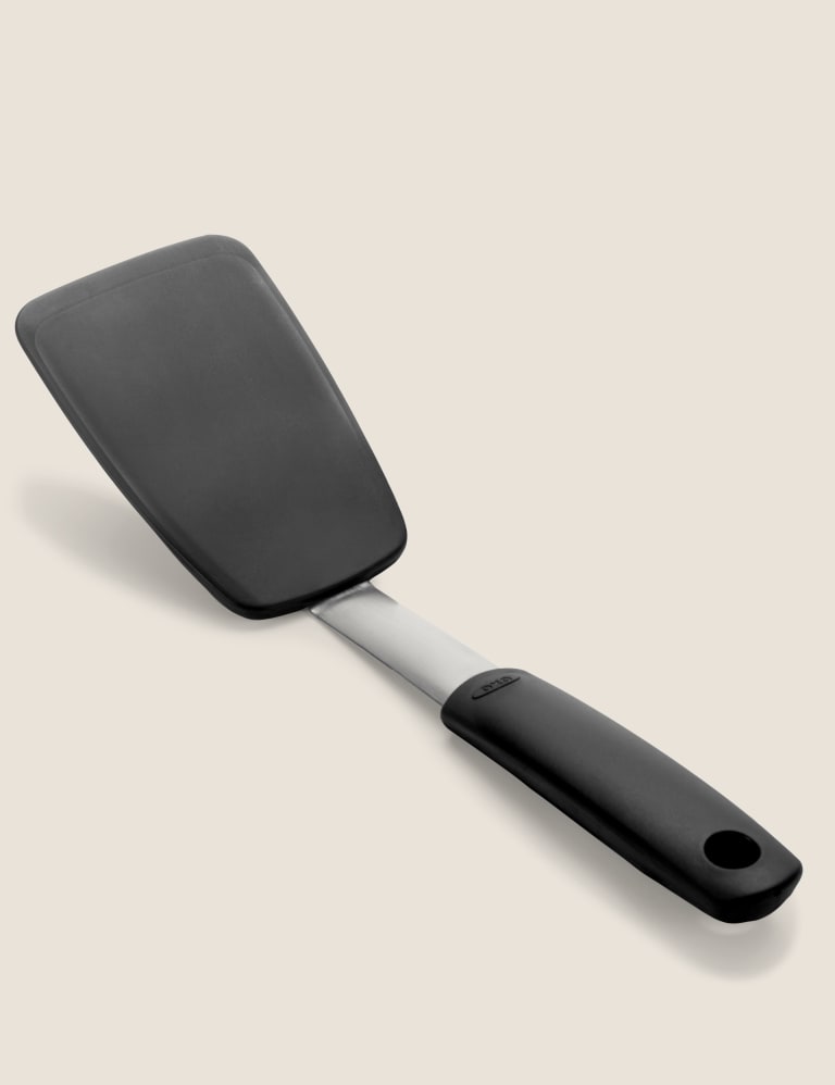 Good Grips Flexible Turner | Oxo | M&S
