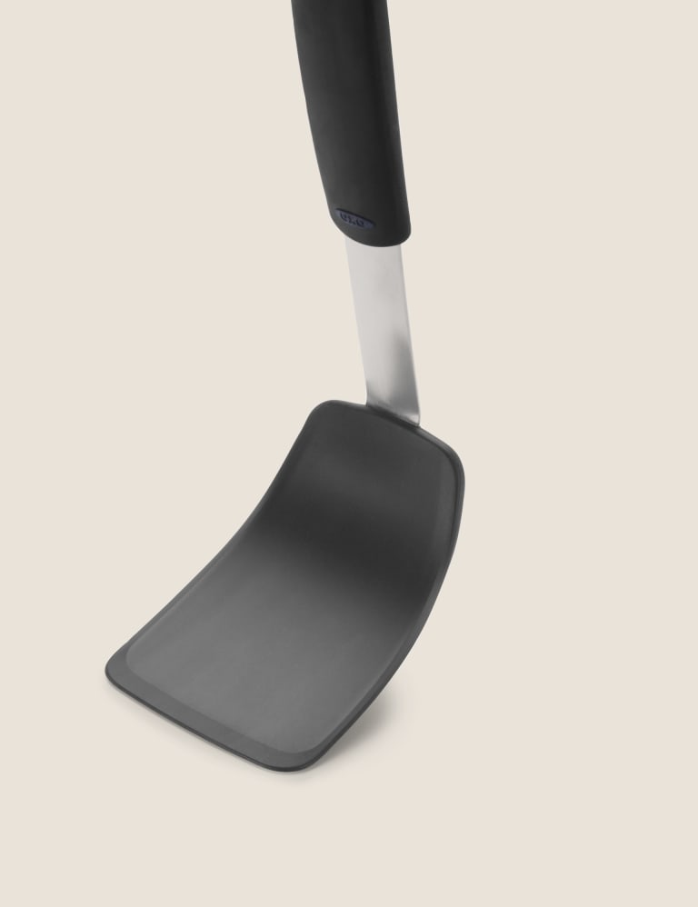 Good Grips Flexible Turner | Oxo | M&S