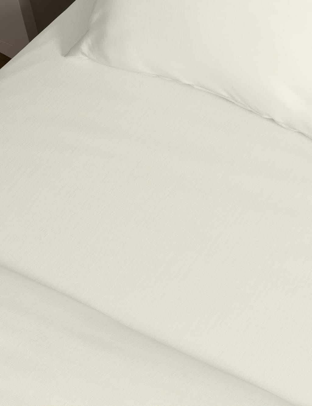 Cream Bed Sheets | M&S