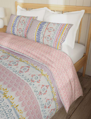 Cotton Blend Horizontal Stripe Bedding Set