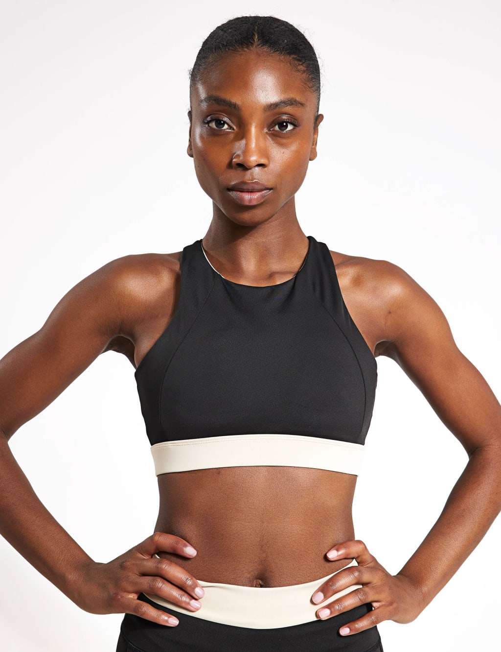 Page 4 - Women's Sports Tops | M&S