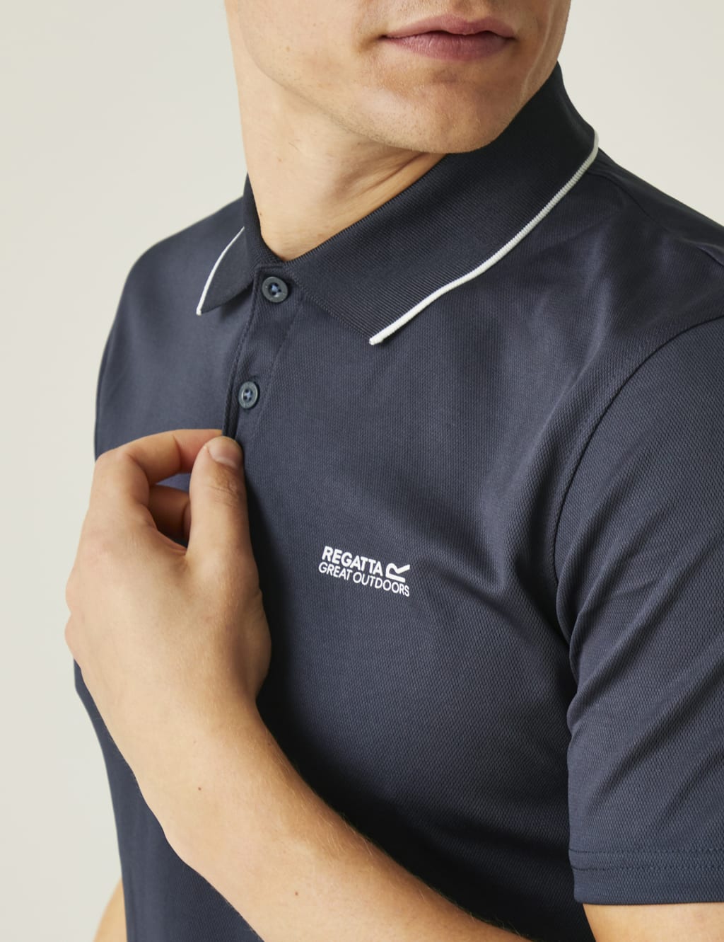 Maverik V Tipped Collar Polo Shirt | Regatta | M&S