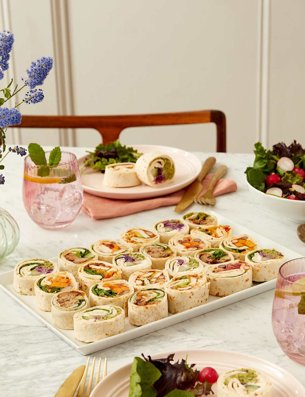 Party Mini Wrap Slices (20 Pieces) | M&S