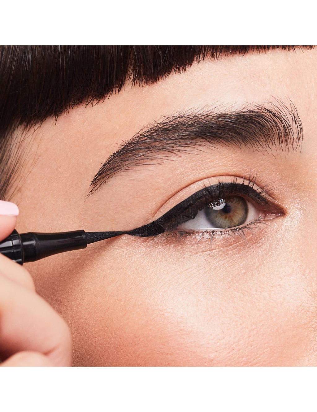 Roller Black Liquid Eyeliner 1ml | BENEFIT | M&S