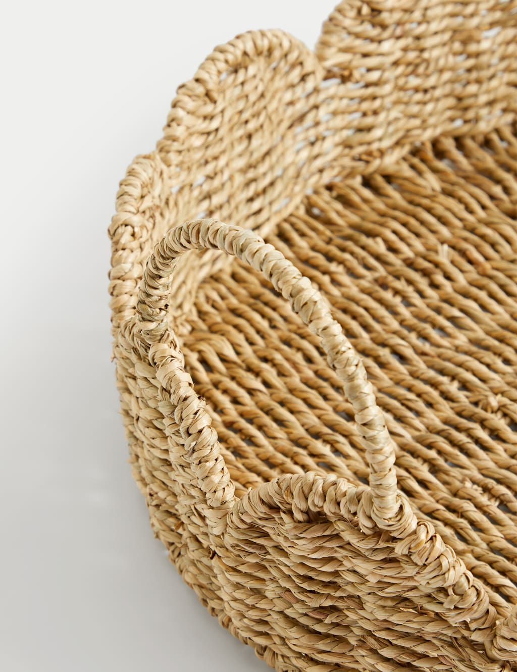 Round Seagrass Scallop Tray | M&S Collection | M&S