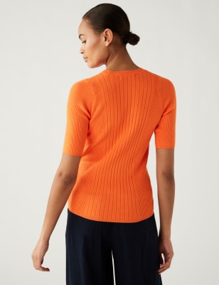 Ribbed Crew Neck Knitted Top