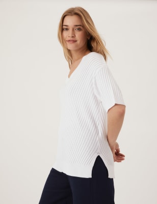 Ribbed V-Neck Relaxed Knitted Top