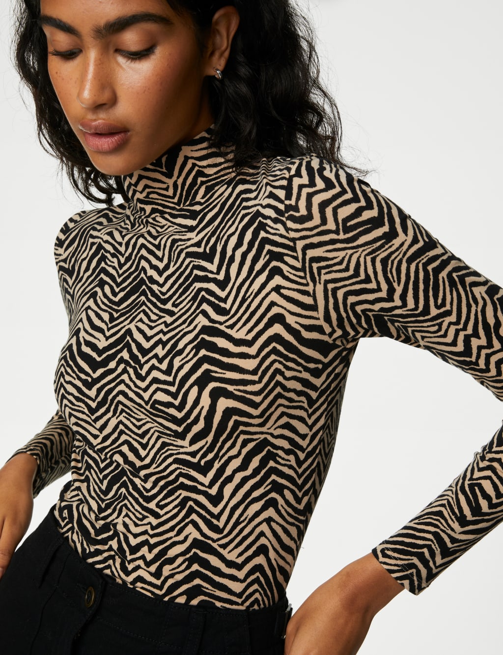 Page 2 - Women’s Slim-Fit Tops | M&S