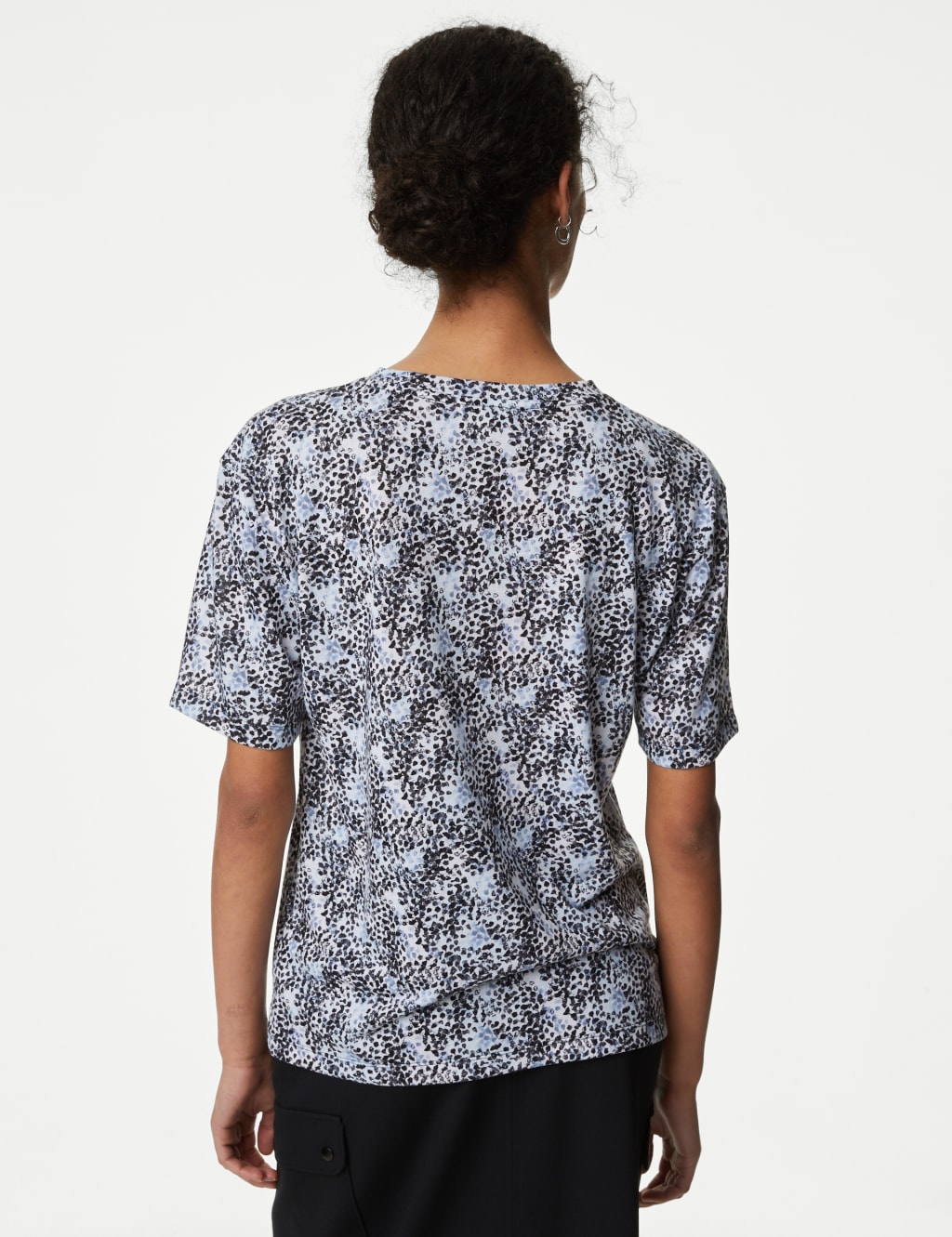 Women’s Relaxed-Fit Tops | M&S