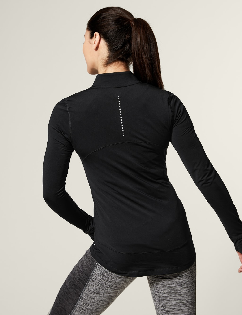 Women‘s Long Sleeve Sports Tops & T-Shirts | M&S
