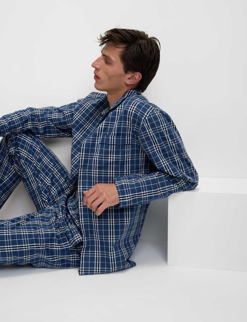 Men’s Long-sleeved Pyjamas | M&S