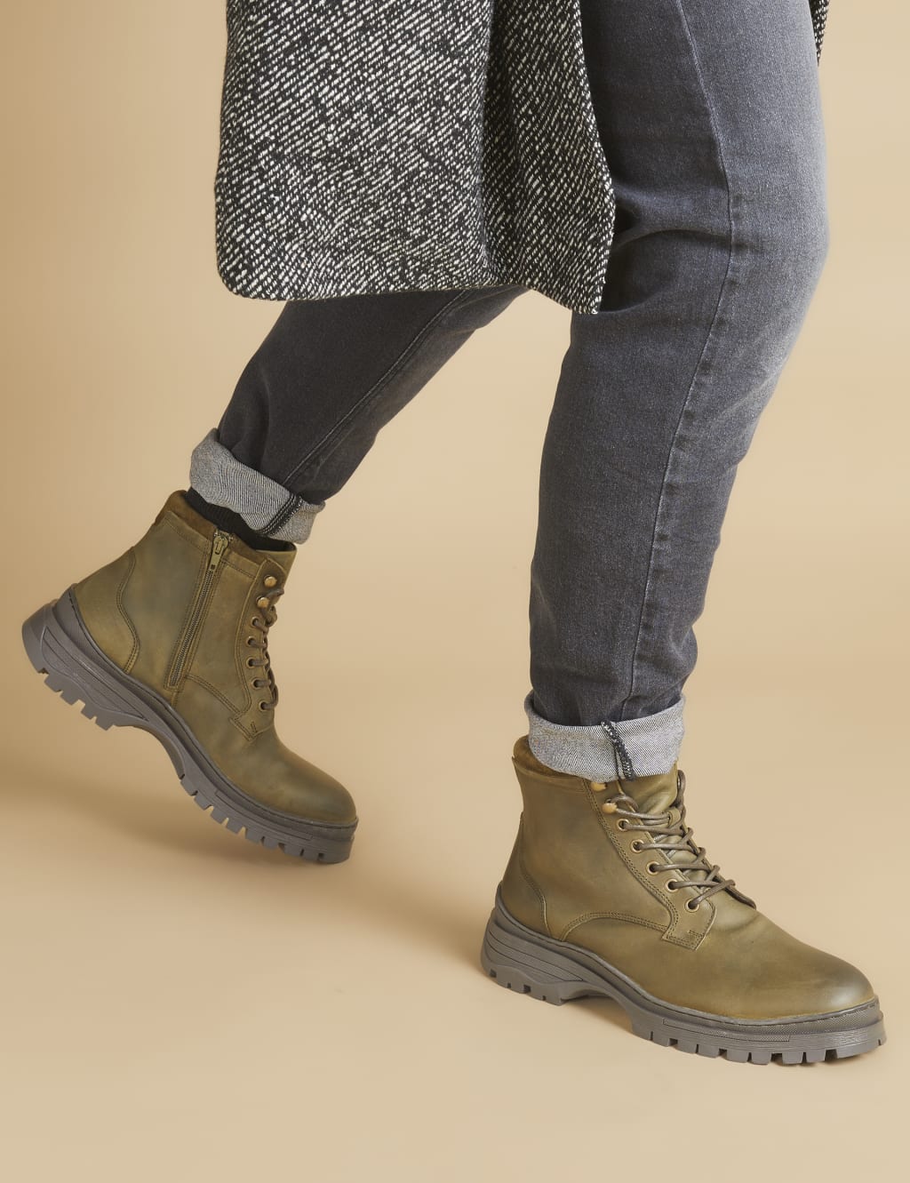 Men’s Leather Boots | M&S