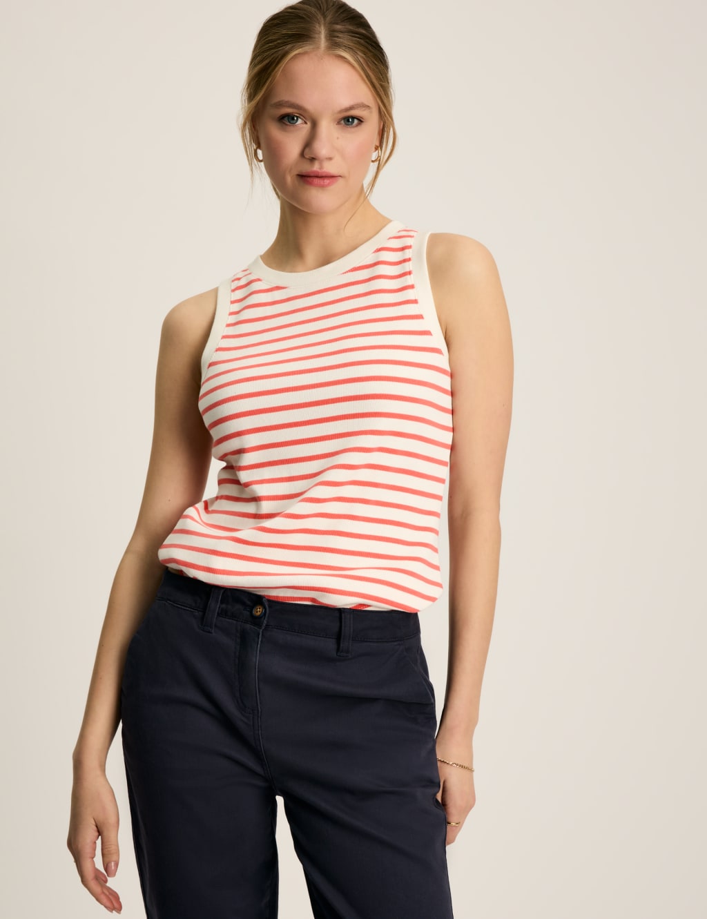 Page 2 - Women’s Vests | M&S