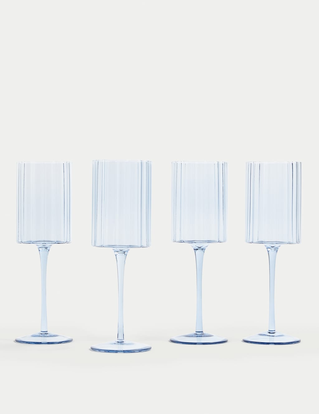 Set Of 4 Scalloped Wine Glasses Mands Collection Mands