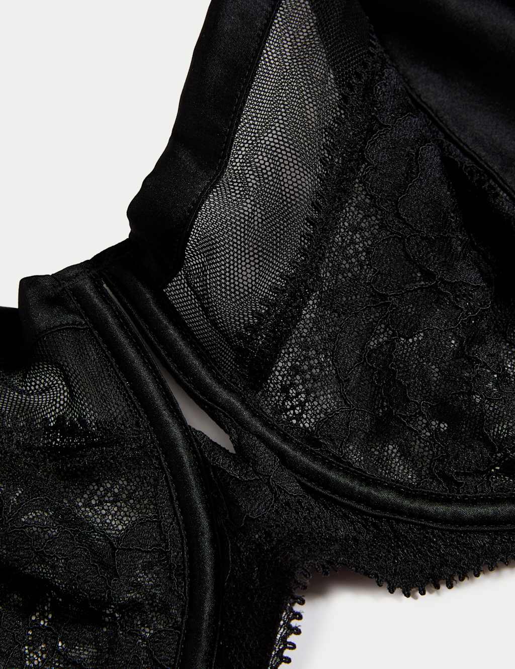 Silk & Lace Wired Minimiser Bra (C-G) | Rosie | M&S