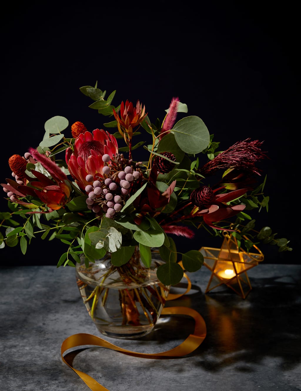 Winter Cape Flora Bouquet | M&S